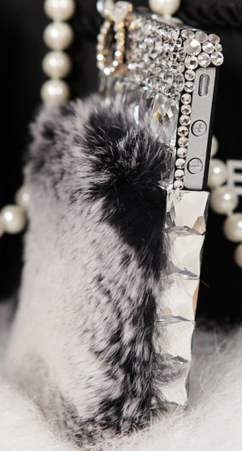 Shinning Diamond Grey Fur Iphone Case For 4 / 4s on Luulla